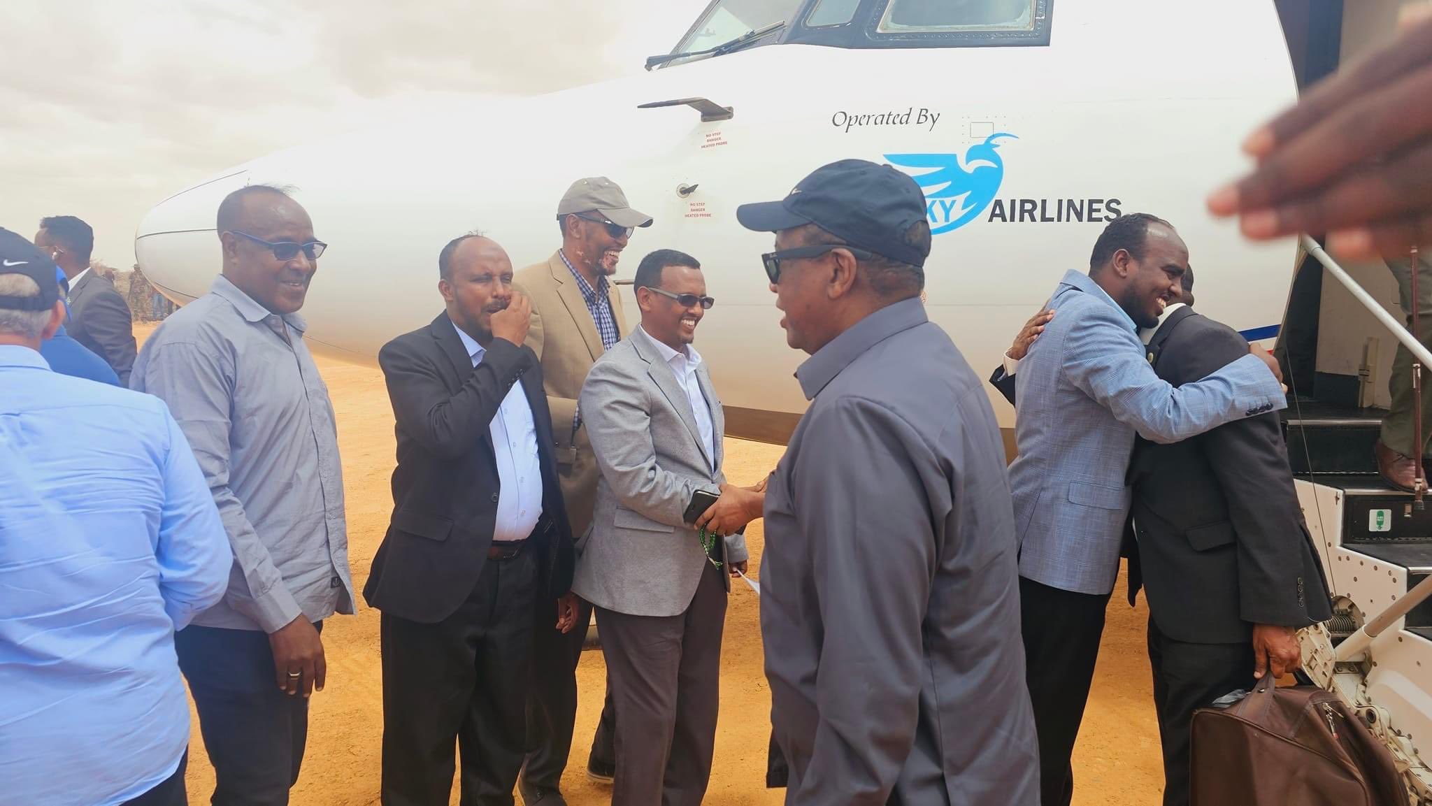 FGS Delegation Welcomed in Laascaanood, SSC-Khaatumo. | Somali Spot ... FGS Delegation Welcomed in Laascaanood, SSC-Khaatumo. | Somali Spot ...